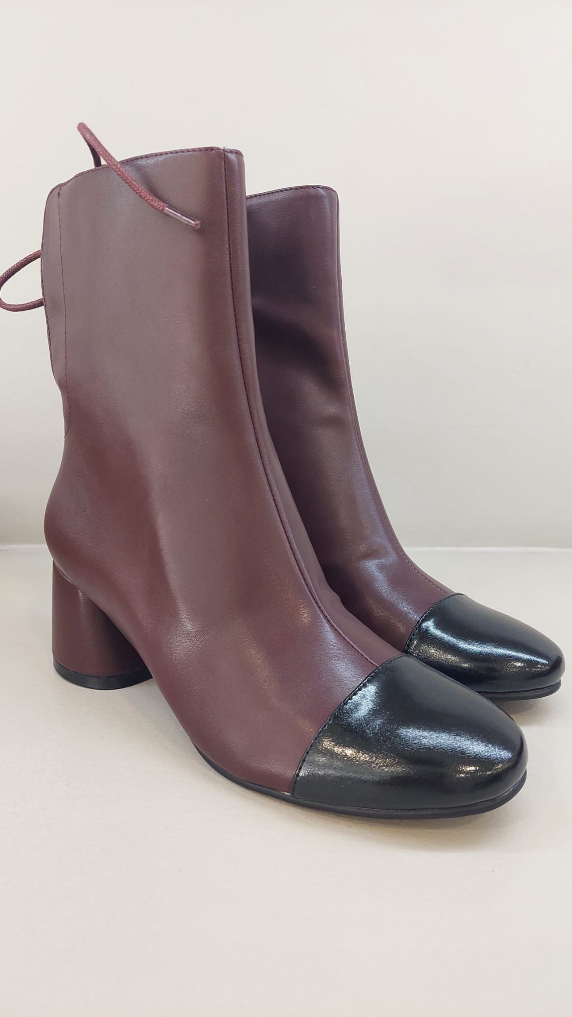BOTINS BORDÔ – Baggat